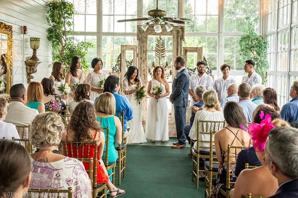 THE HISTORIC BOXWOOD INN - Updated January 2026 - 23 Photos & 13 ...