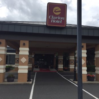 CLARION HOTEL & CONFERENCE CENTER - Updated August 2024 - 107 Photos ...