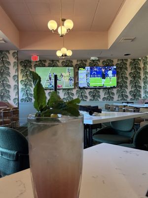 HIGHLAND HOUSE - Updated August 2025 - 45 Photos & 23 Reviews - 1050 ...