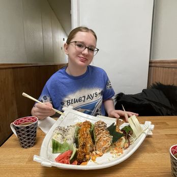 HAPPY SUSHI - Updated August 2024 - 155 Photos & 208 Reviews - 846 S ...