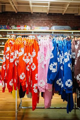 LUXURY BOX ATL - Updated August 2025 - 3073 Peachtree Rd, Atlanta ...