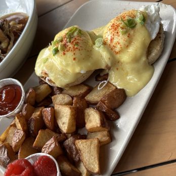 TRENCHERS KITCHEN & TAP - Updated August 2024 - 383 Photos & 460 ...