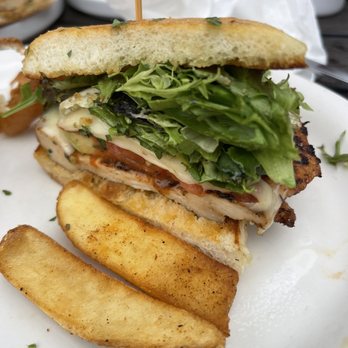 ENCINITAS ALE HOUSE - Updated February 2025 - 333 Photos & 640 Reviews ...