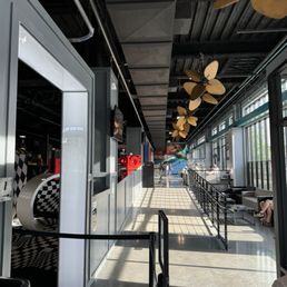 THE FAT PUTTER - Updated October 2025 - 193 Photos & 71 Reviews - 111 N ...