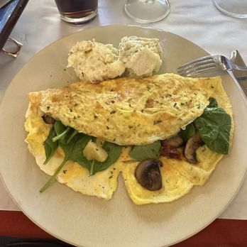 THE CREPE CORNER - Updated January 2026 - 1606 5th Ave, Moline ...