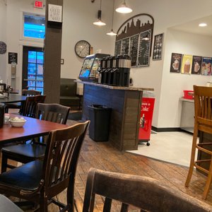 MANITOWOC COFFEE - 33 Photos & 36 Reviews - Sandwiches - 706 York St ...