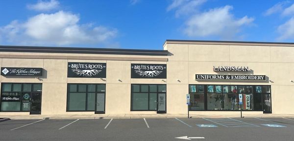 BRUTE’S ROOTS - Updated December 2025 - 12 Reviews - 6206 Black Horse ...