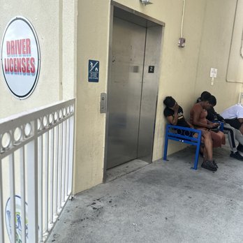 DMV POMPANO CITI CENTRE - Updated October 2025 - 40 Photos & 43 Reviews ...