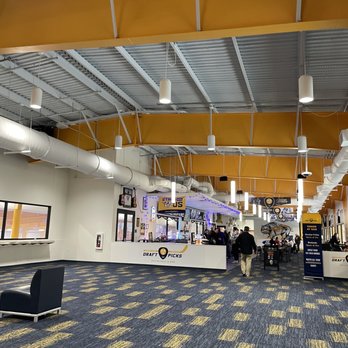 FORD ICE CENTER - BELLEVUE - Updated December 2025 - 13 Photos & 11 ...