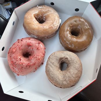 SPUDLY DONUTS - Updated December 2025 - 34 Photos & 34 Reviews - 305 S ...
