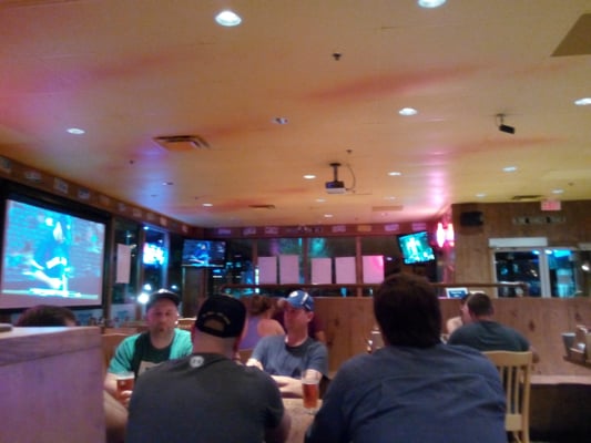 WILD WING - Updated December 2025 - 12 Photos & 25 Reviews - 1430 ...