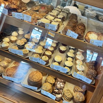 BEST BUNS BAKERY & BURGERS - Updated January 2026 - 285 Photos & 196 ...