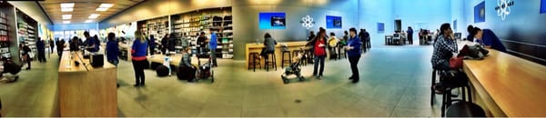 APPLE GEORGETOWN - Updated July 2025 - 62 Photos & 331 Reviews - 1229 ...