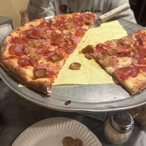 MR G’S PIZZA - 296 Photos & 683 Reviews - 1220 S Diamond Bar Blvd ...