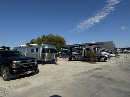 YELLOW ROSE RV RESORT - Updated August 2025 - 76 Photos & 25 Reviews ...