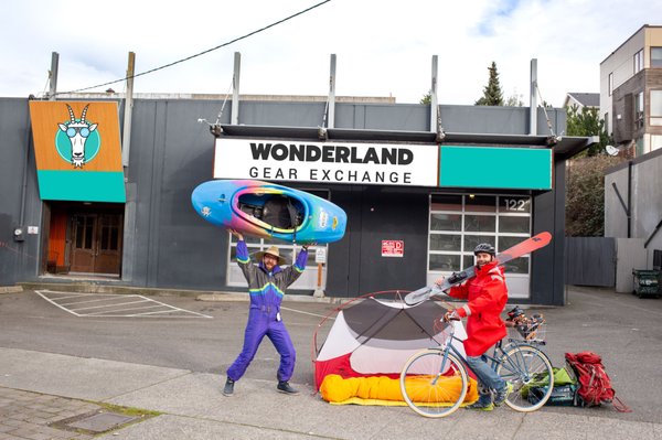 WONDERLAND GEAR EXCHANGE - Updated July 2024 - 15 Photos & 38 Reviews ...