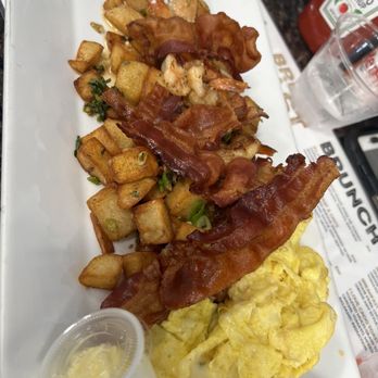 BAYVIEW KITCHEN - Updated October 2024 - 306 Photos & 204 Reviews - 393 ...