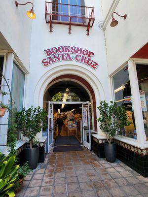BOOKSHOP SANTA CRUZ - Updated October 2025 - 242 Photos & 410 Reviews ...