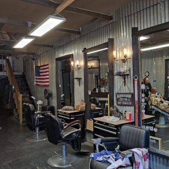 RAZOR’S EDGE BARBERSHOP - Updated December 2025 - 84 Photos & 68 ...