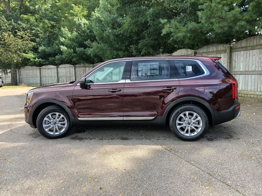 KEN GANLEY KIA MENTOR - 52 Photos & 47 Reviews - 9090 Mentor Ave ...