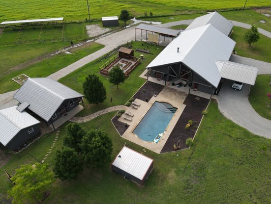 BREEZY ACRES HORSE FARM - Updated November 2024 - 14 Photos - 411 ...