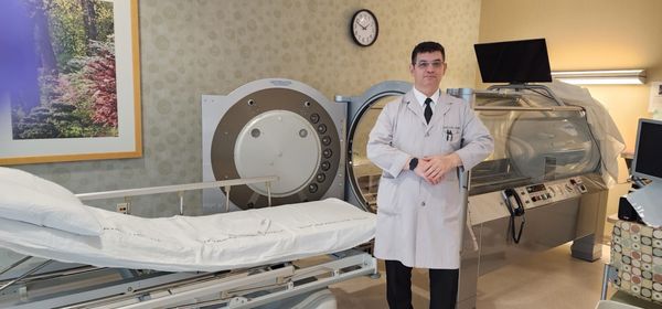 ADVOCATE CONDELL MEDICAL CENTER - Updated December 2025 - 25 Photos ...