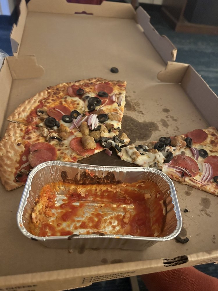 RED BUG MOTOR’S PIZZA - 65 Photos & 204 Reviews - 550 N Beachview Dr ...