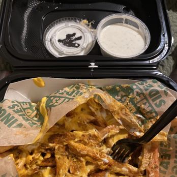 WINGSTOP - Updated August 2025 - 121 Photos & 237 Reviews - 4725 Venice ...