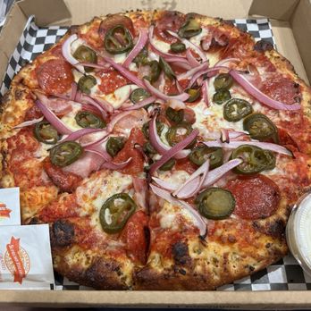 GOLDEN CRUST PIZZA - Updated August 2025 - 112 Photos & 118 Reviews ...