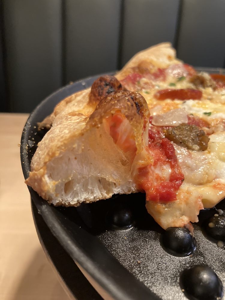 MOOTZ PIZZERIA + BAR - 402 Photos & 338 Reviews - 1230 Library St ...