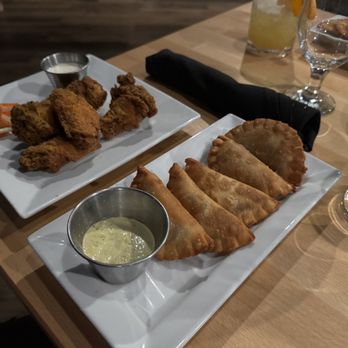 ENVY BAR & GRILLE - Updated January 2026 - 74 Photos & 29 Reviews - 51 ...