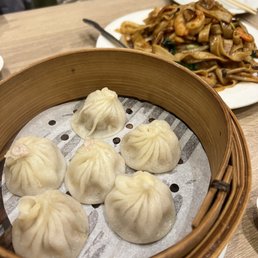 FULL HOUSE DUMPLING - 1091 Photos & 281 Reviews - 6092 Stevenson Blvd ...