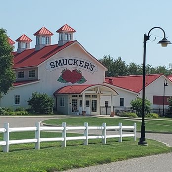 THE J.M. SMUCKER COMPANY STORE AND CAFÉ - Updated June 2025 - 114 ...