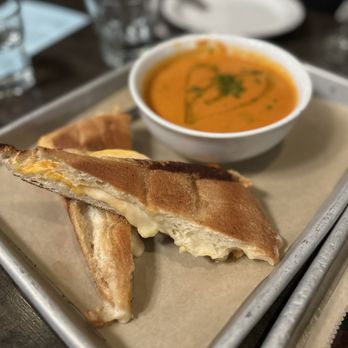 THE LOCAL PEASANT - SHERMAN OAKS - Updated January 2025 - 1487 Photos ...