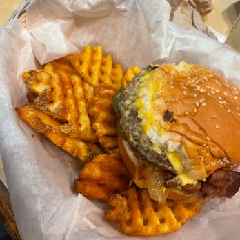 REDAMAK’S - Updated June 2024 - 334 Photos & 707 Reviews - 616 E ...