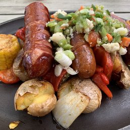 CAMP OUTPOST - Updated August 2024 - 330 Photos & 454 Reviews - 709 ...