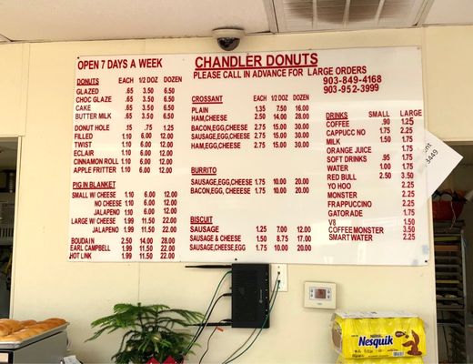 CHANDLER DONUT SHOP - Updated August 2025 - 228 Sh 31 W, Chandler ...