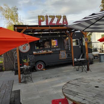 REEVA - Updated August 2025 - 106 Photos & 49 Reviews - 7727 NE Sandy ...