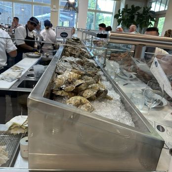 ROBERTO’S DELUXE - Updated November 2025 - 64 Reviews & 129 Photos - 8212 Main St, Woodstock ...