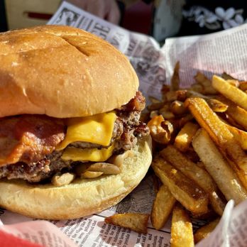 HOME RUN BURGER - Updated November 2025 - 89 Photos & 112 Reviews ...