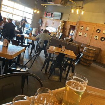 ALMOST FAMOUS BREWING COMPANY - Updated November 2025 - 87 Photos & 19 ...
