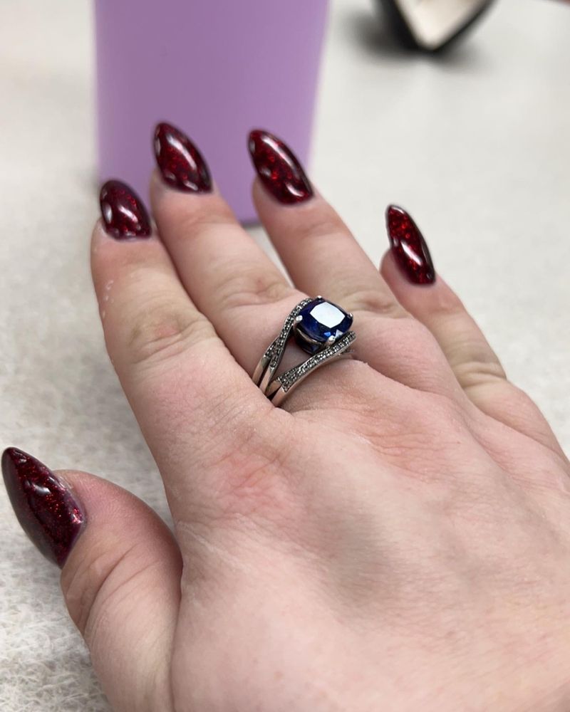 K NAILS - 13 Photos & 32 Reviews - 4001 Summitview Ave, Yakima ...