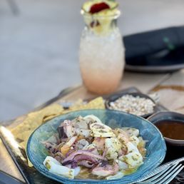 TOPSIDE AT THE BEACON - Updated May 2025 - 156 Photos & 118 Reviews ...