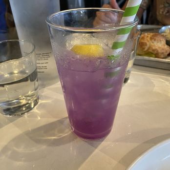 DISTRICT TABLE AND BAR - Updated July 2024 - 627 Photos & 570 Reviews ...