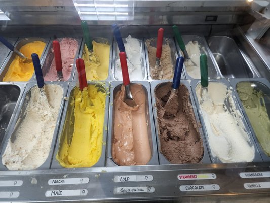 REX CREAM - Updated June 2025 - 30 Photos & 41 Reviews - Calle Méndez ...