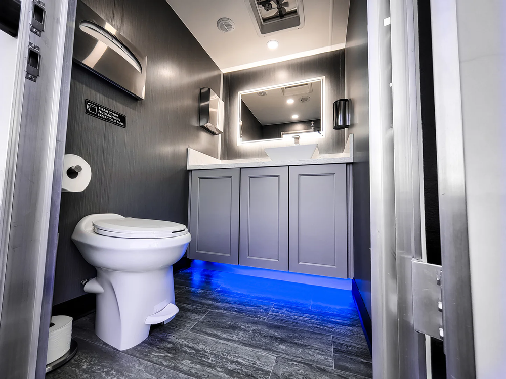 LUXURY AFFORDABLE RESTROOMS - Updated September 2025 - 18 Photos & 16 ...