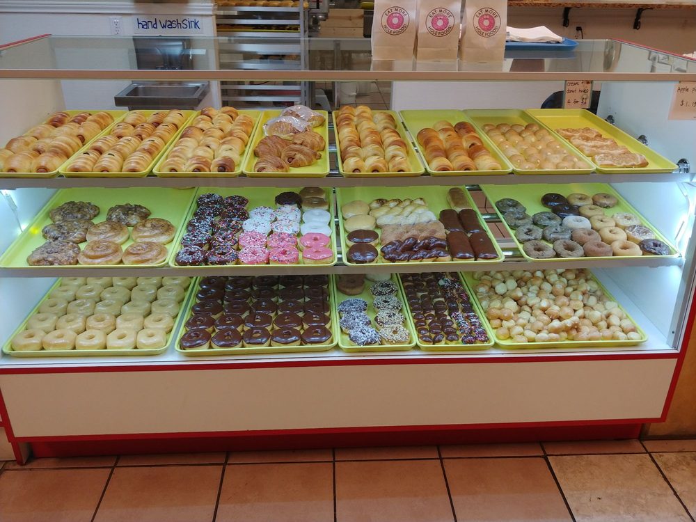 SUNS DONUT - Updated June 2024 - 2423 Azle Ave, Fort Worth, Texas ...