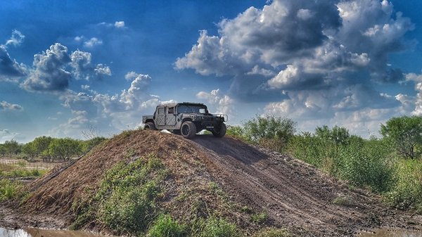 281 COUNTRY CLUB - Updated March 2025 - Request a Quote - 107 Photos ...