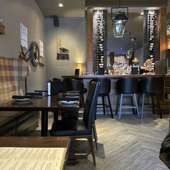 THE RAVEN BISTRO - Updated September 2025 - 343 Photos & 231 Reviews ...