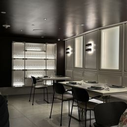 NARO - Updated December 2025 - 1040 Photos & 123 Reviews - 610 5th Ave ...